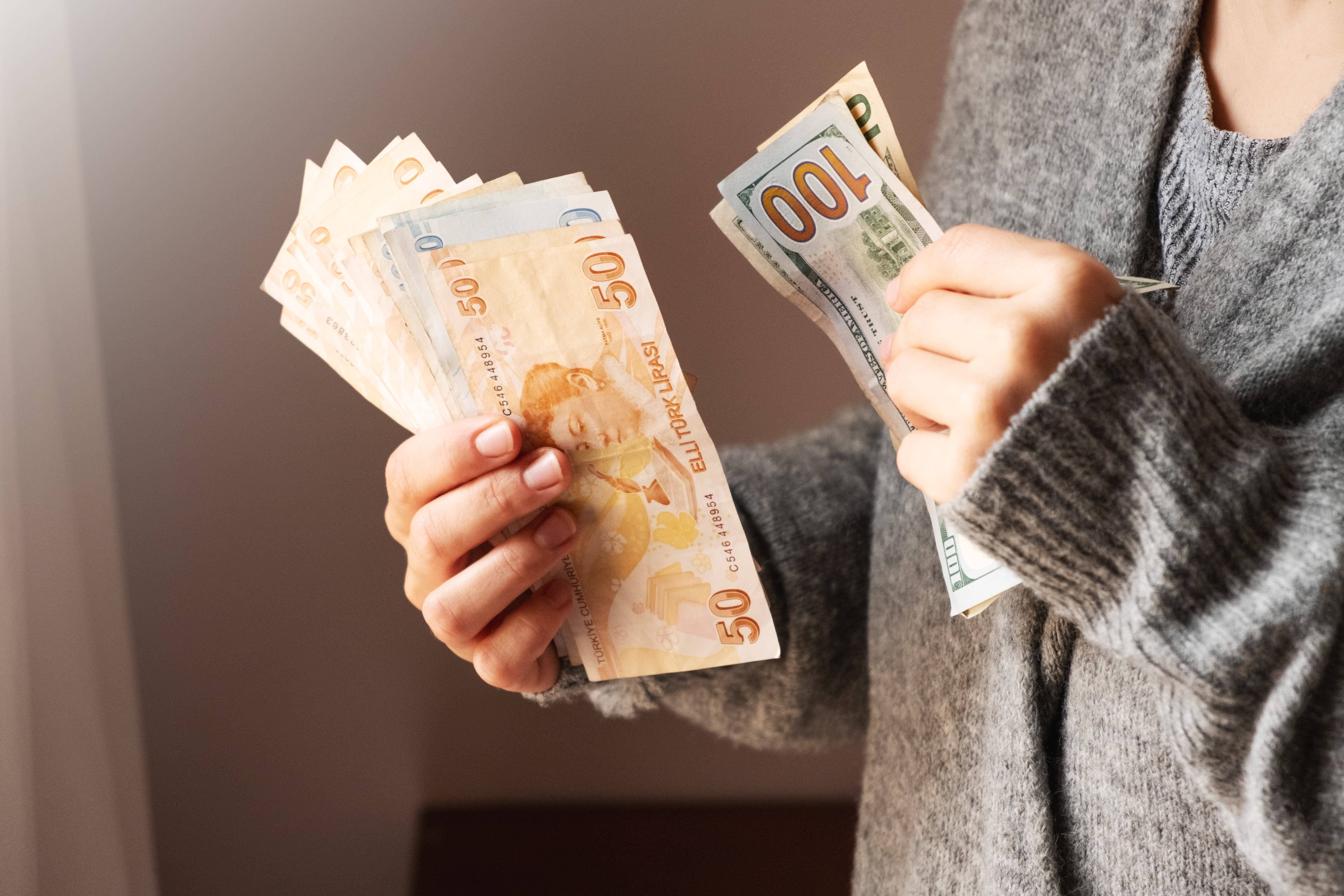 The Turkish Lira Continues to Depreciate and Foreign Reserves Shrink ...